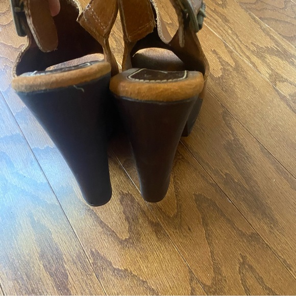 Sbicca | Shoes | Sbicca Redmond Brown Leather Platform Pump Sz9 | Poshmark